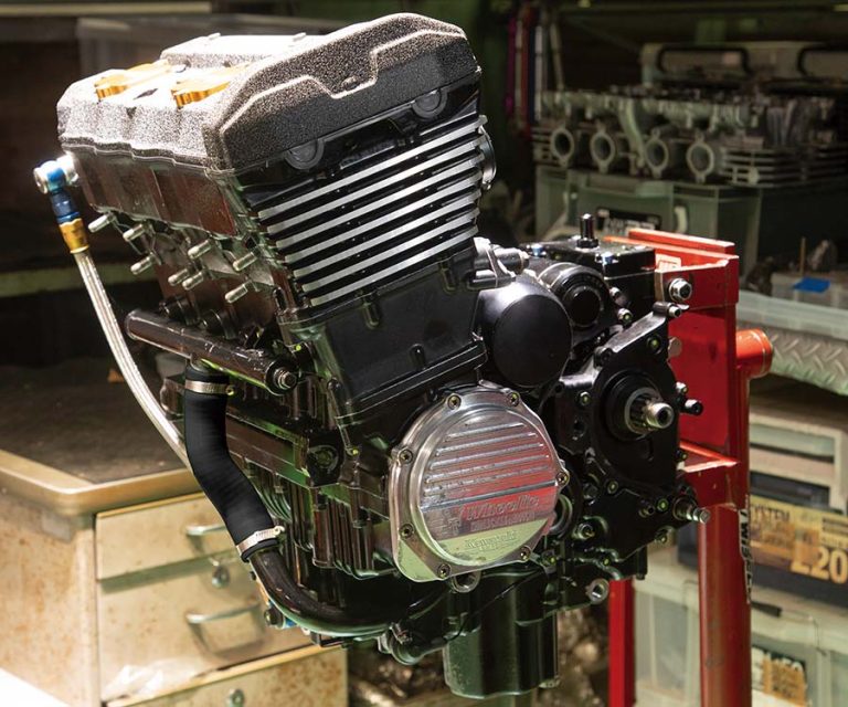 性能をハイバランスさせたエンジンを車体作りと整備で十分に生かしたZRX・トレーディングガレージ ナカガワ | ヘリテイジ＆レジェンズ｜Heritage& Legends