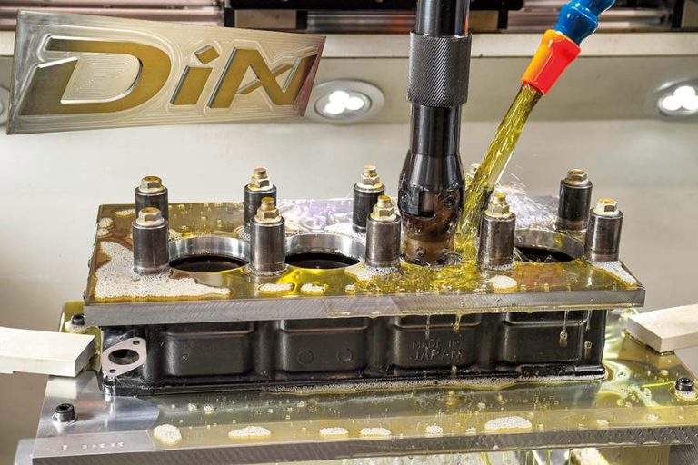 組み手やチューナーの狙いを助けニンジャの寿命や性能を高める内燃機加工・DiNx（ディンクス） | ヘリテイジ＆レジェンズ｜Heritage ...